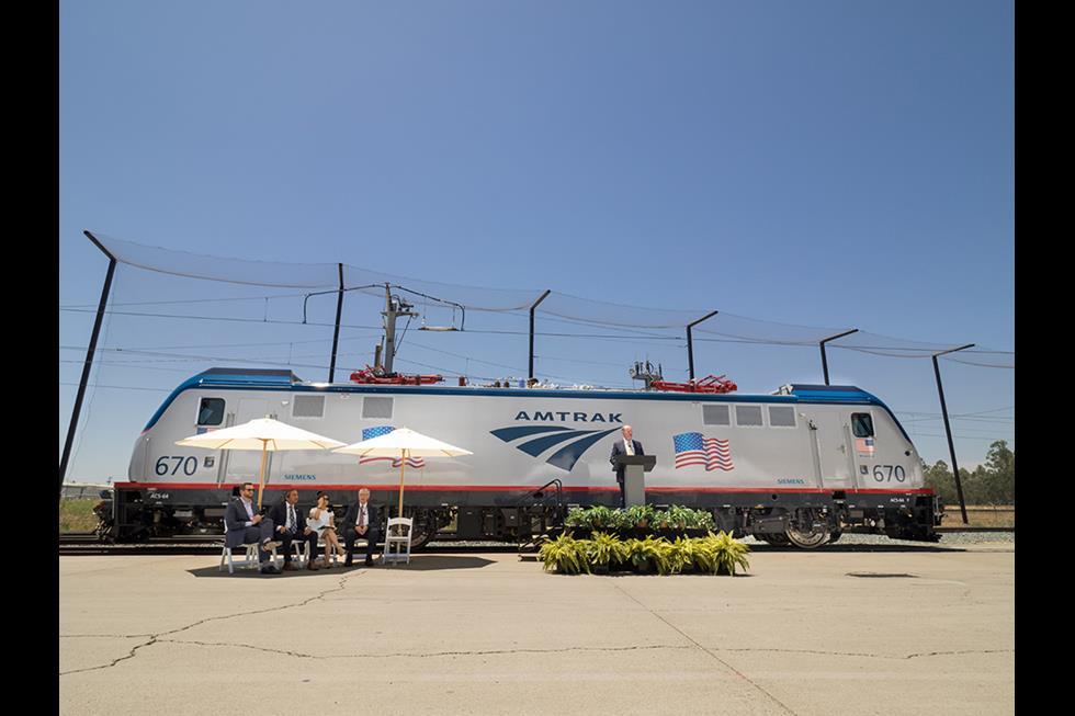 Siemens hands over final Amtrak Cities Sprinter | News | Railway ...